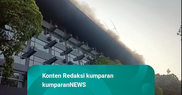 Kebakaran di Gedung Bakamla, Diduga Korsleting Listrik | kumparan.com